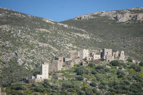 Discover the untamed beauty of the Mani Peninsula · The Global Wizards ...