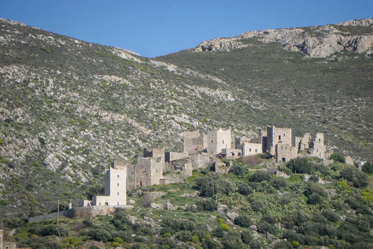Discover the untamed beauty of the Mani Peninsula · The Global Wizards ...